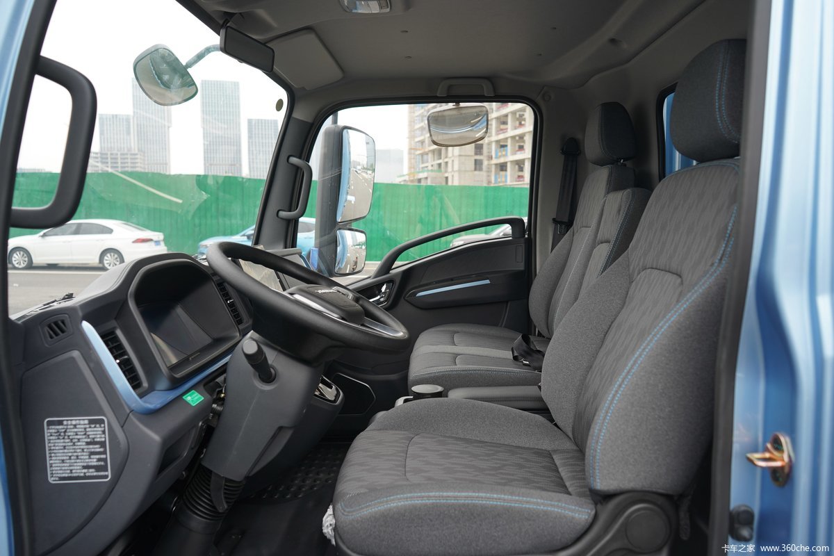 【图】宇通轻卡 T3 4.5T 4.2米单排纯电动厢式轻卡(ZKH5045XXYBEV3)88.87kWh_实拍图片_1677532_卡车之家