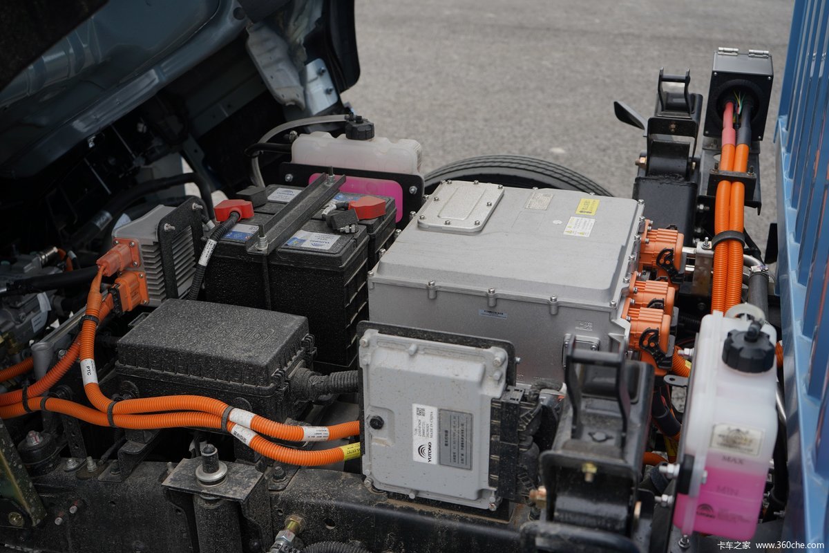 【图】宇通轻卡 T3 4.5T 4.2米单排纯电动厢式轻卡(ZKH5045XXYBEV3)88.87kWh_实拍图片_1677557_卡车之家