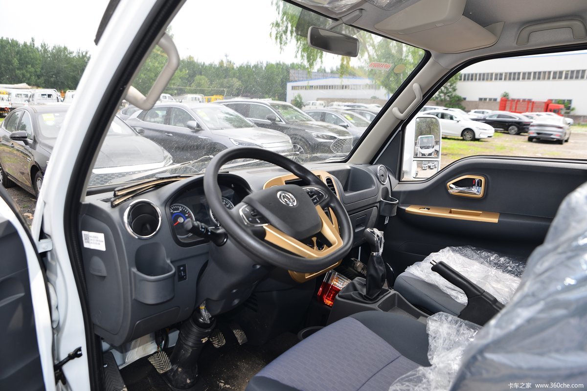 【图】东风途逸 T5 年度款 95马力 3.7米单排栏板小卡(EQ1041S16DC)_实拍图片_1677895_卡车之家