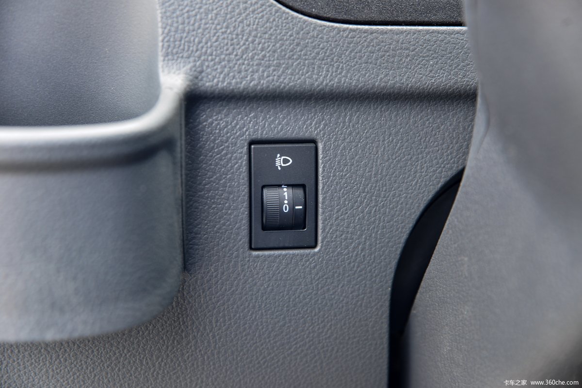 【图】东风途逸 T5 年度款 95马力 3.7米单排栏板小卡(EQ1041S16DC)_实拍图片_1677895_卡车之家