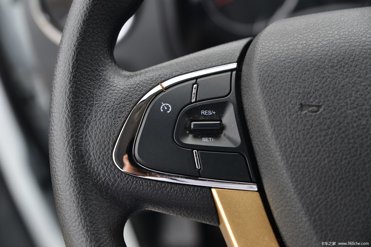 【图】东风途逸 T5 1.6L 122马力 汽油 3.965米单排厢式小卡(国六)(EQ5031XXY16QEAC)_实拍图片_1680243_卡车之家