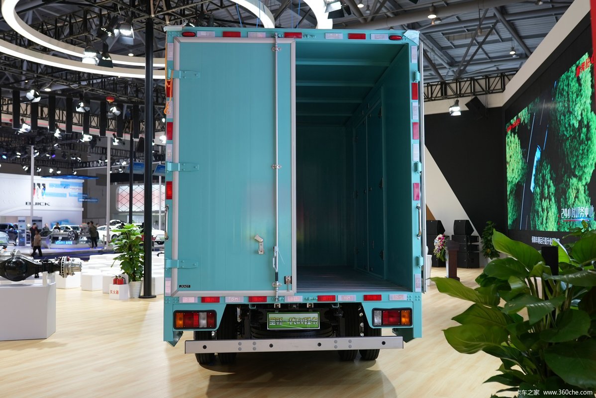 【图】庆铃 新EV轻卡 4.5T 4.13米单排纯电动厢式轻卡(QL5040XXYBEVBNHA)100.46kWh_实拍图片_1684589 ...