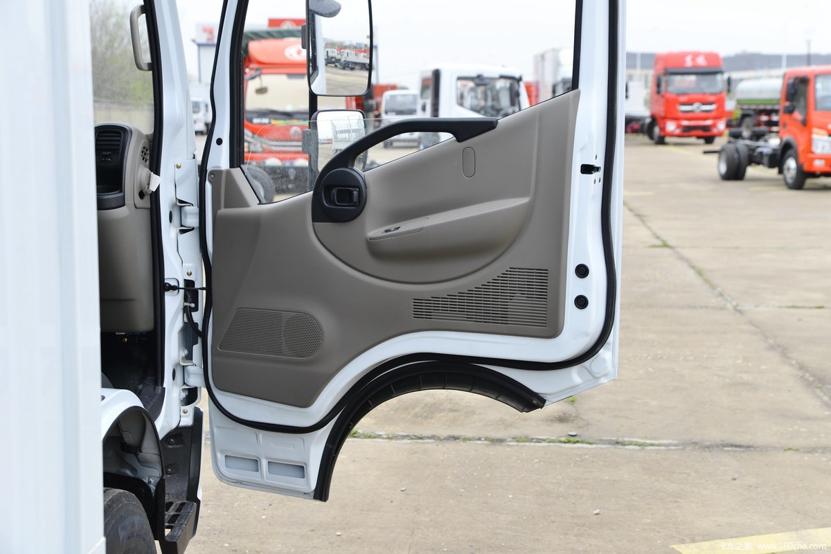 【图】东风 多利卡D6-N 136马力 4.13米单排厢式轻卡(国六)(EQ5048XXY3CDFAC)_实拍图片_1685325_卡车之家