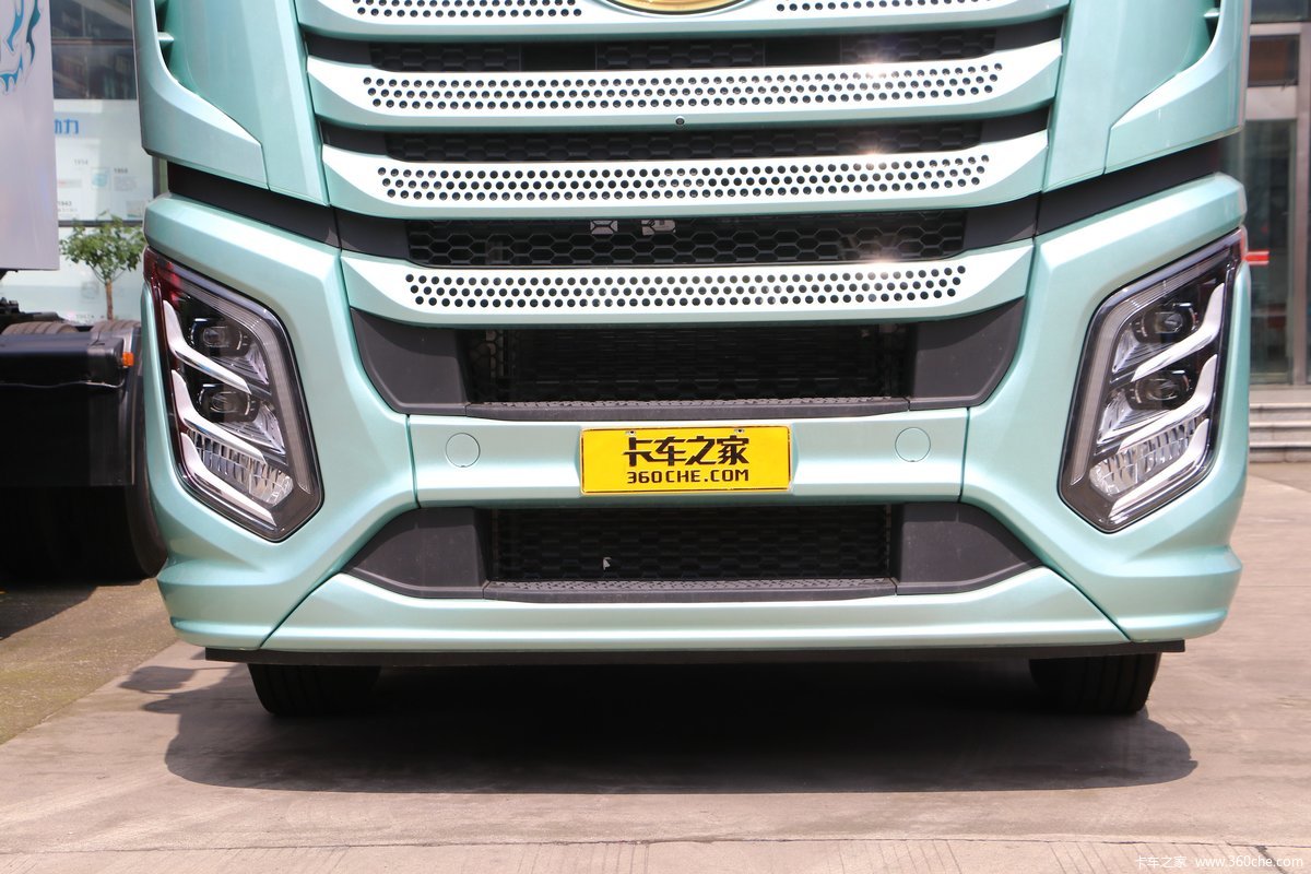 【图】一汽解放 J6V重卡 领航版 620马力 6X4 AMT自动档牵引车(液缓)(CA4250P66K33T1AE6)_实拍图片_1687184_卡车之家