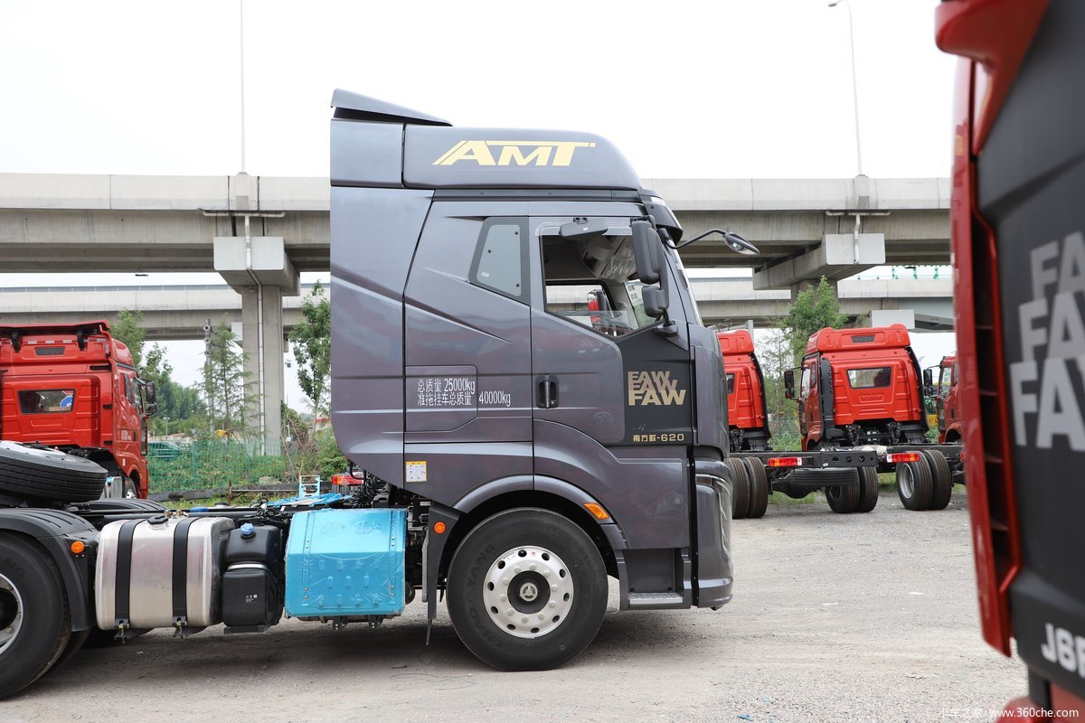 【图】一汽解放 J6V重卡 南方款 620马力 6X4 AMT自动档牵引车(CA4250P66K33T1AE6)_实拍图片_1687380_卡车之家
