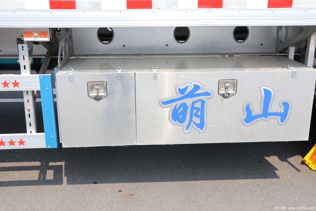 【图】青岛解放 JH6重卡 680马力 6X4 AMT自动档牵引车(CA4258P25K15T1E6A80)_实拍图片_1688085_卡车之家