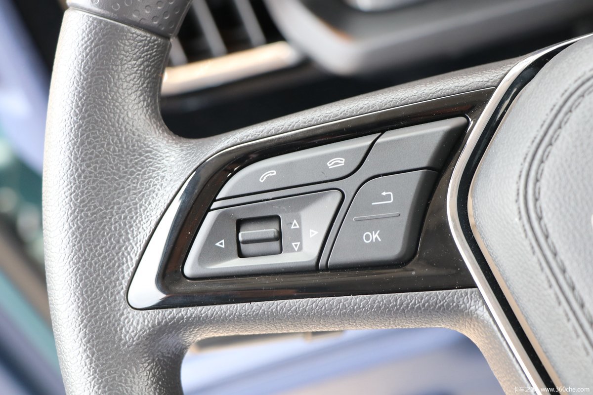 【图】解放 虎6G宽体 200马力 5.4米排半仓栅式载货车(CA5180CCYP40K62L3E6A85)_实拍图片_1689347_卡车之家