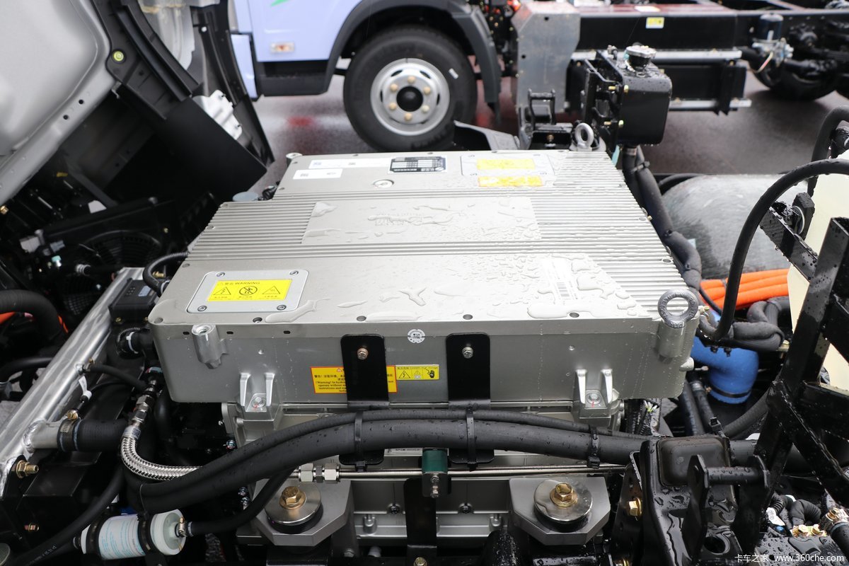 【图】解放 领途 4.5T 4.05米单排燃料电池冷藏车(CA5046XLCP40L2FCEVA84)30.1kWh_实拍图片_1689610 ...