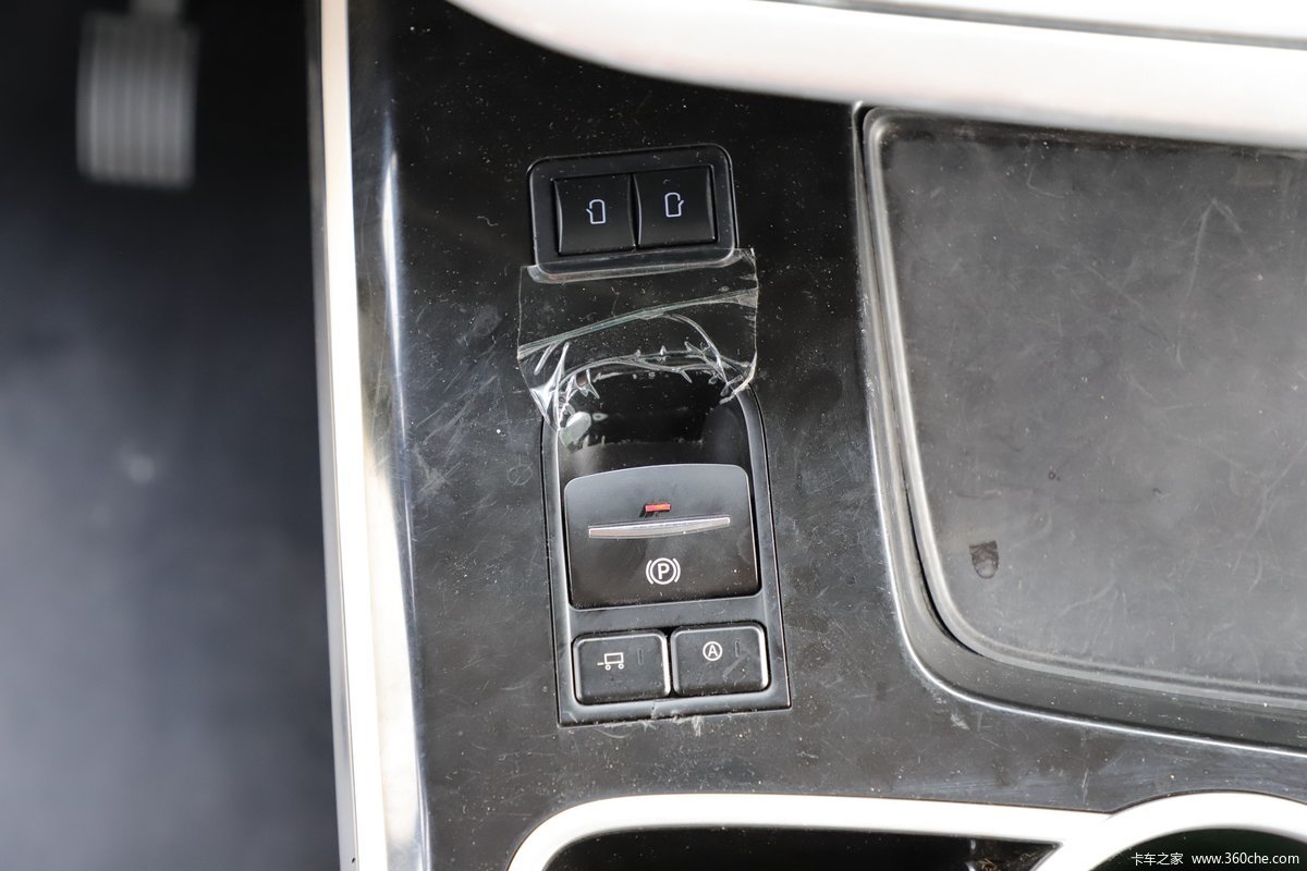 【图】DeepWay 深向星辰 4X2 换电式纯电动牵引汽车(HFC4189SEV01)_实拍图片_1695589_卡车之家