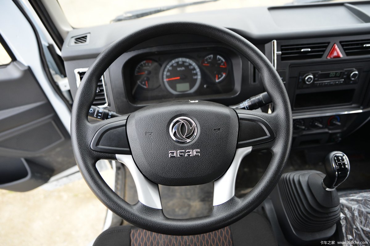 【图】东风 多利卡D5 锐能版 132马力 3.4米排半栏板轻卡(国六)(EQ1041S3CDC)_实拍图片_1699011_卡车之家