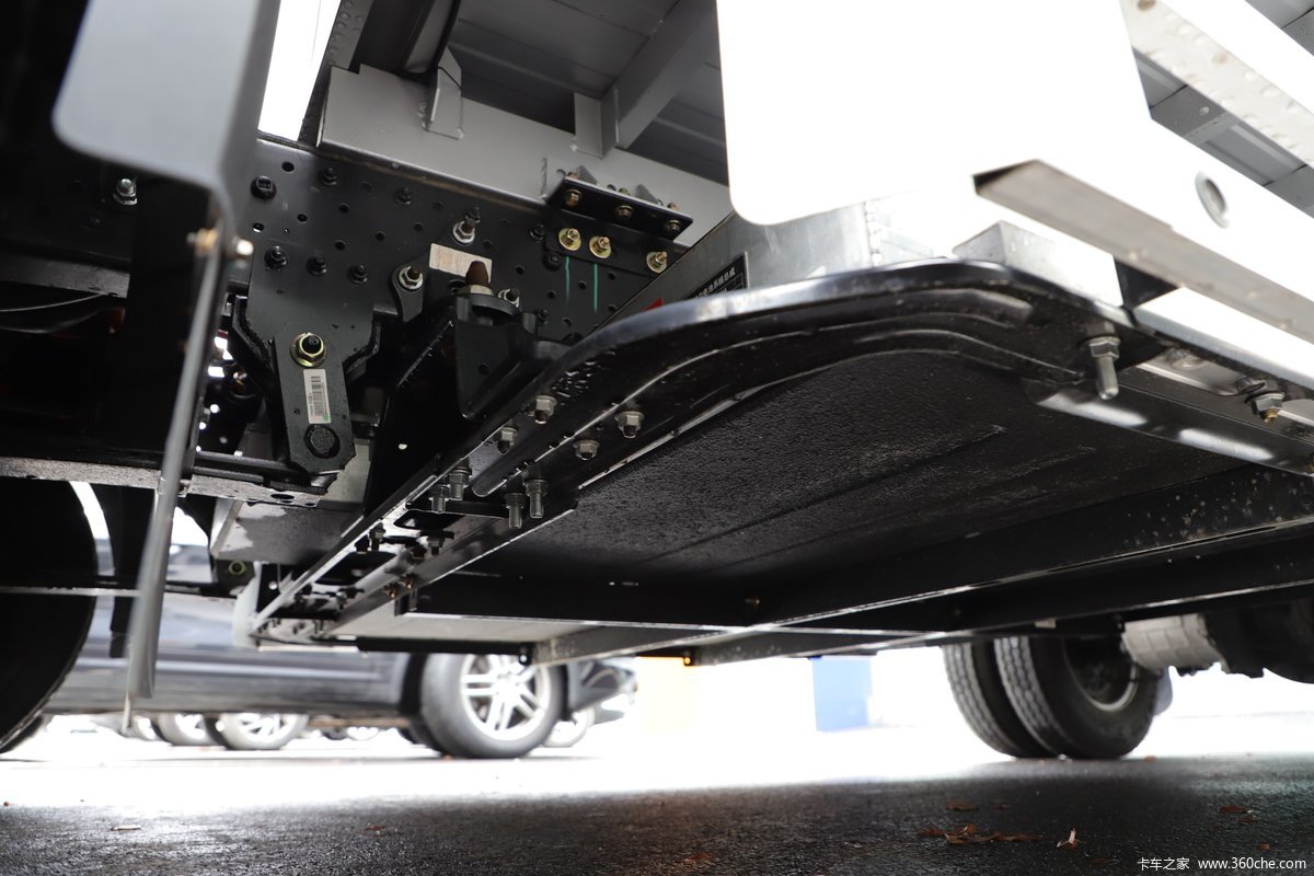 【图】前晨汽车 iC1 4.5T 4.115米单排换电式纯电动厢式轻卡(KLQ5042XXYEV1)_实拍图片_1705423_卡车之家