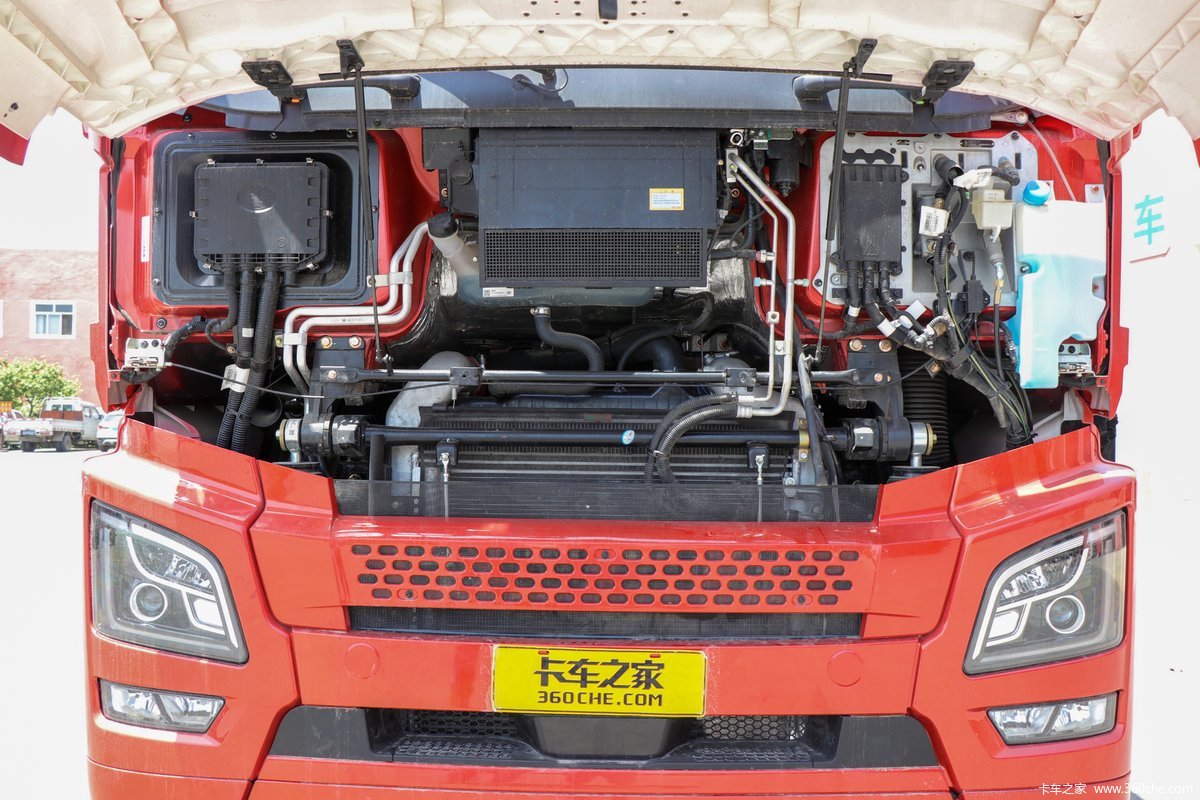 【图】青岛解放 JH6重卡 领航版 四季款 530马力 6X4 LNG牵引车(CA4259P25K15T1NE6A80)_实拍图片_1705828_卡车之家