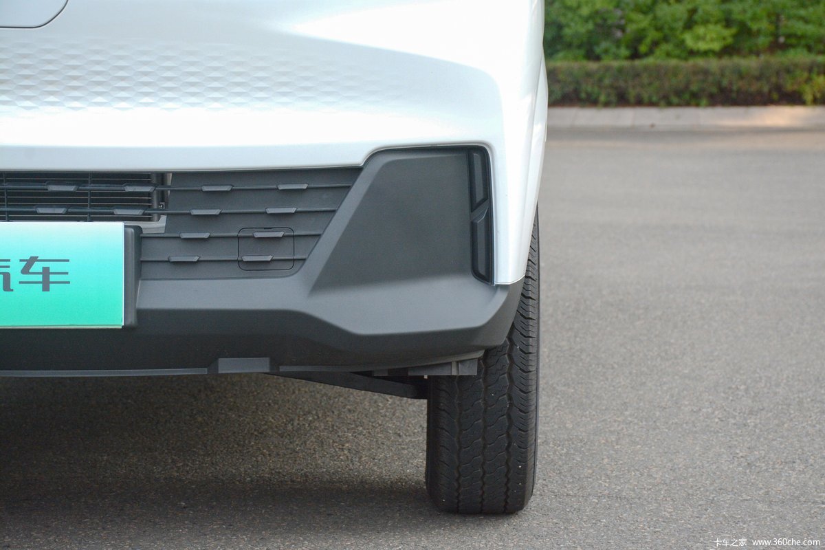 【图】飞碟 U6 2.7T 2座 4.746米纯电动厢式运输车38.64kWh_实拍图片_1706975_卡车之家