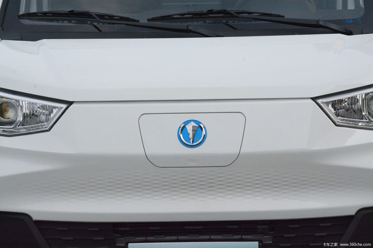 【图】飞碟 U6 2.7T 2座 4.746米纯电动厢式运输车38.64kWh_实拍图片_1706968_卡车之家