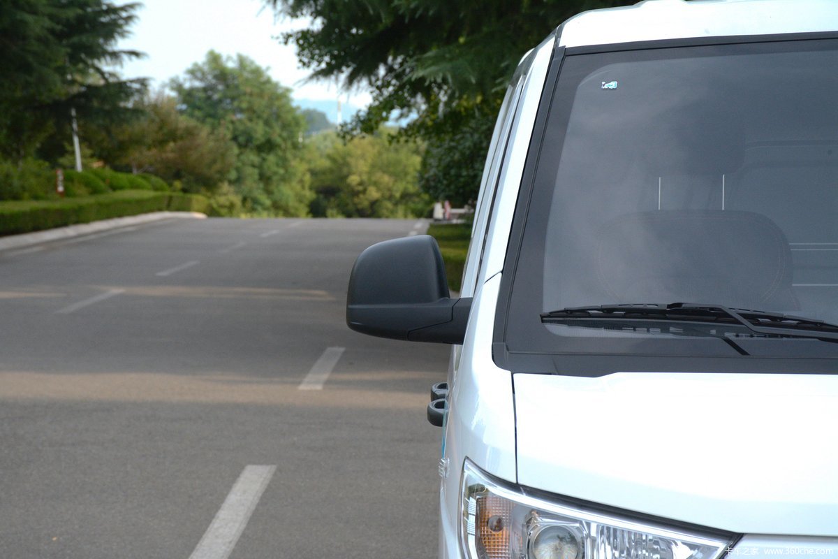 【图】飞碟 U6 2.7T 2座 4.746米纯电动厢式运输车38.64kWh_实拍图片_1706975_卡车之家