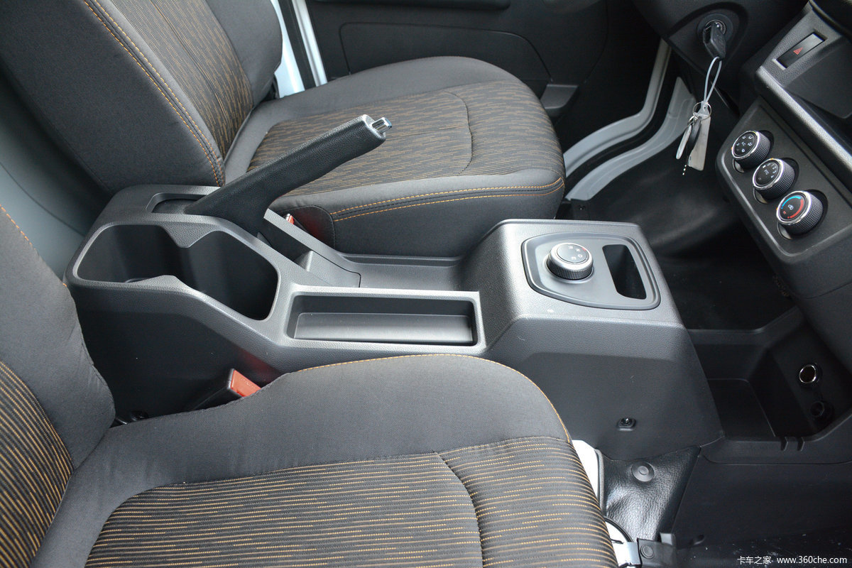 【图】飞碟 U6 2.7T 2座 4.746米纯电动厢式运输车38.64kWh_实拍图片_1706979_卡车之家