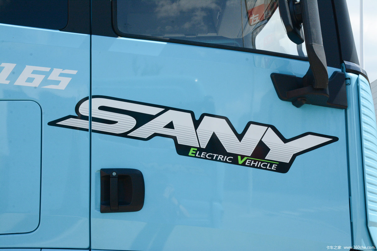 【图】三一重卡 6X4 魔塔1165 纯电动牵引车1165kWh_实拍图片_1711175_卡车之家