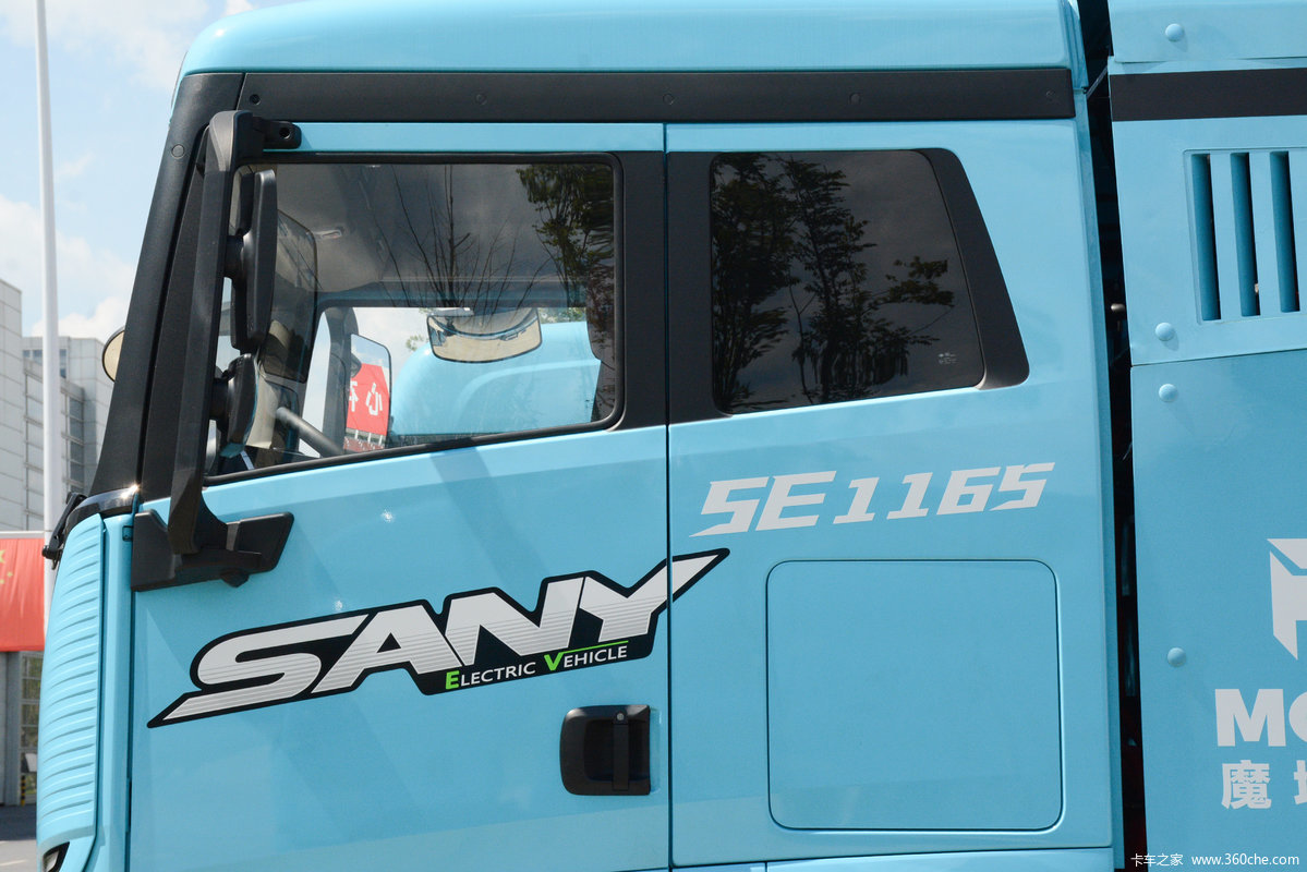 【图】三一重卡 6X4 魔塔1165 纯电动牵引车1165kWh_实拍图片_1711175_卡车之家