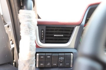 【图】中国重汽 黄河 X7重卡 610马力 6X4 AMT自动档牵引车(ZZ4257Y344XF1)_实拍图片_1714735_卡车之家