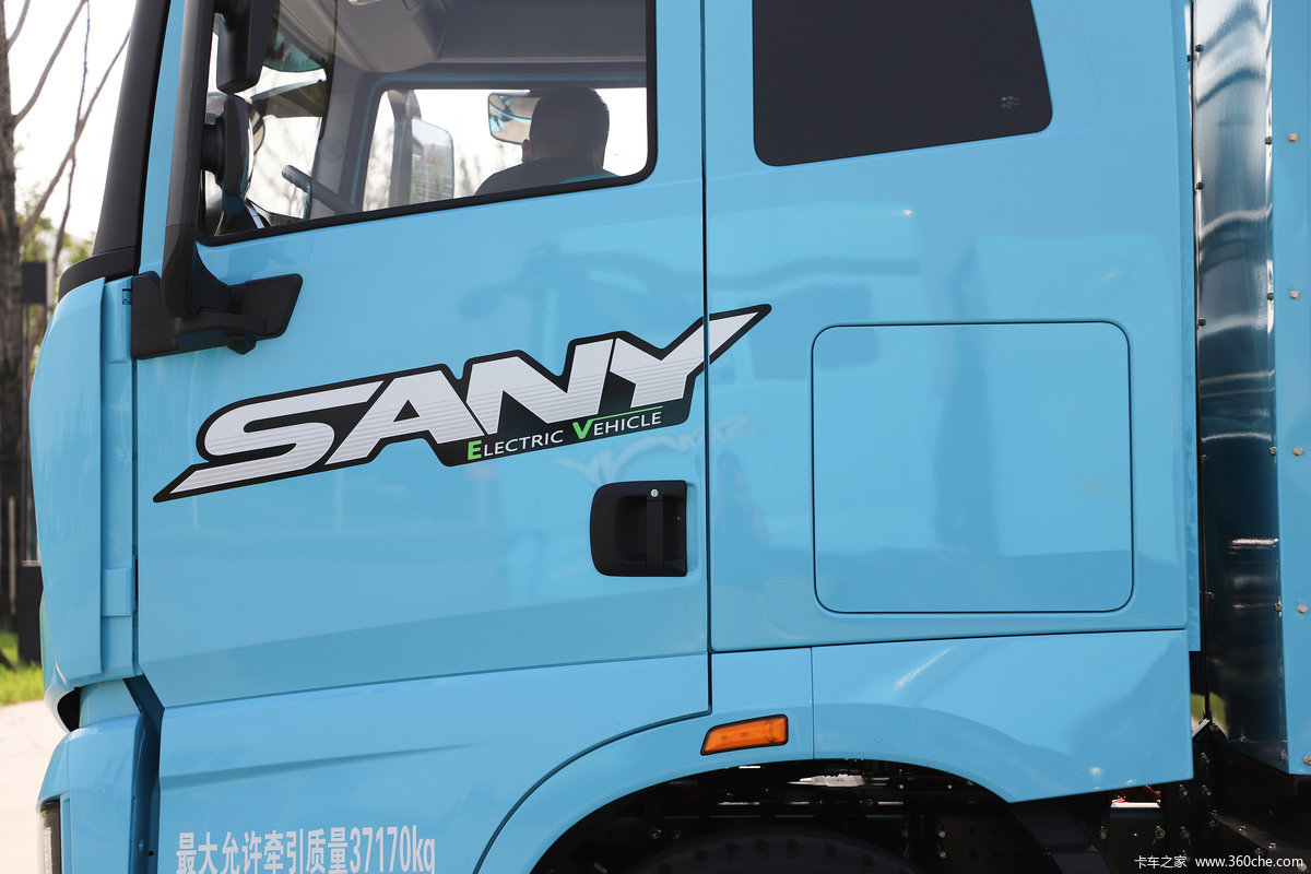 【图】三一重卡 江山EV425-270km 6X4 纯电动牵引车(SYM42503S1BEV2)423kWh_实拍图片_1717503_卡车之家