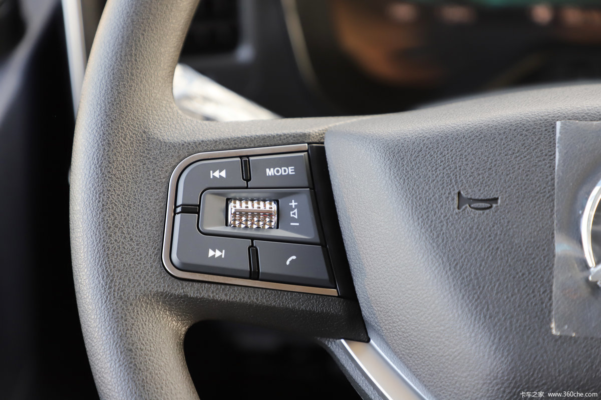 【图】三一重卡 江山EV425-270km 6X4 纯电动牵引车(SYM42503S1BEV2)423kWh_实拍图片_1717543_卡车之家