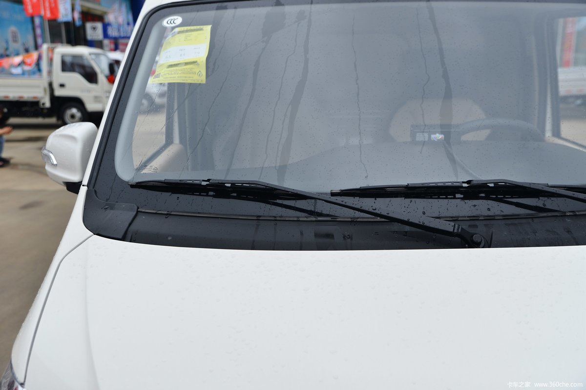 【图】长安跨越星V5 1.6L 122马力 汽油 2.04米单排冷藏车(SC5021XLCVQ6B1)_实拍图片_1720565_卡车之家