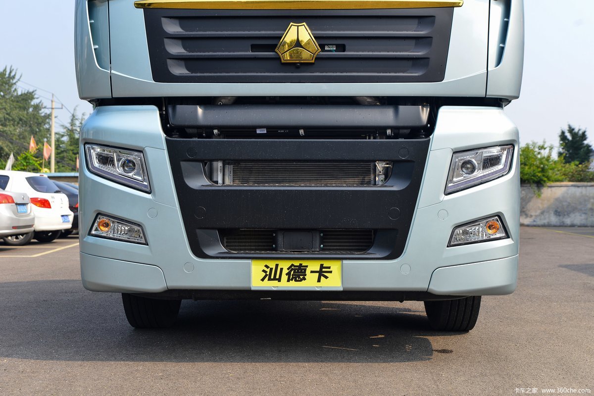 【图】中国重汽 汕德卡SITRAK G7S重卡 530马力 6X4 LNG自动档牵引车(国六)(ZZ4256V384HF1LB)_实拍图片 ...