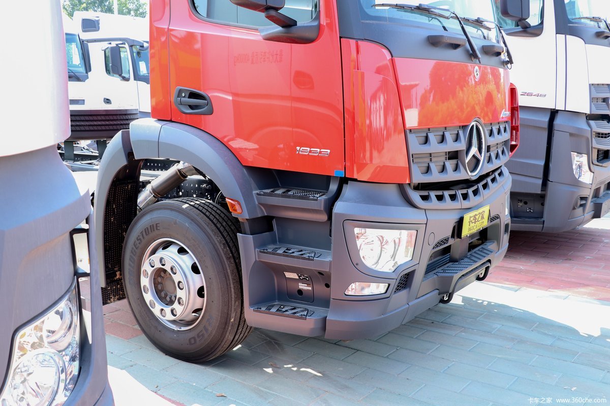 【图】奔驰 Arocs 1833 4X2 消防车底盘(国六)_实拍图片_1731773_卡车之家