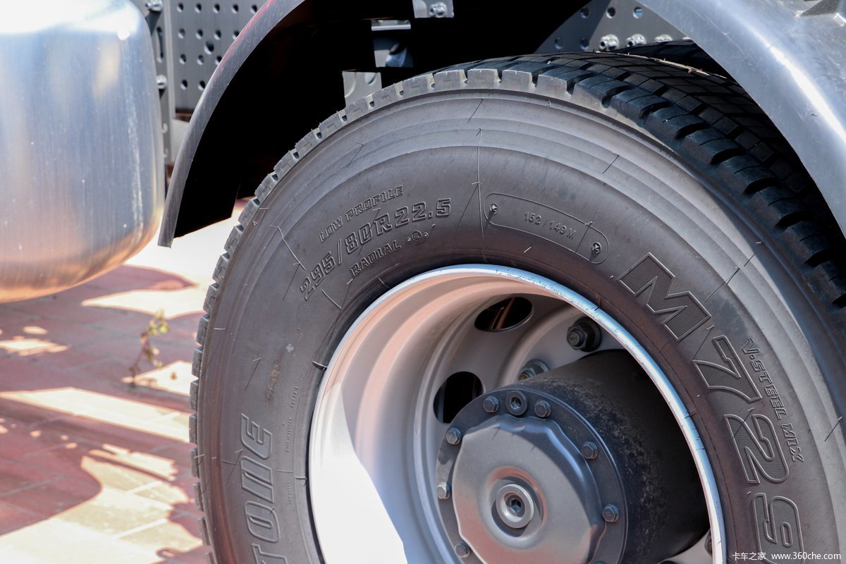 【图】奔驰 Arocs 1833 4X2 消防车底盘(国六)_实拍图片_1731864_卡车之家