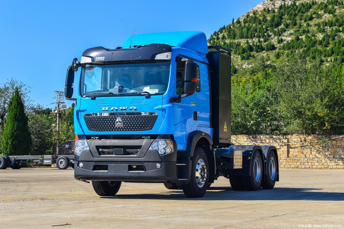 【图】中国重汽 HOWO TX 25T 6X4 换电式纯电动牵引车(ZZ4257V384GZ1SBEV)282kWh_实拍图片_1740855 ...