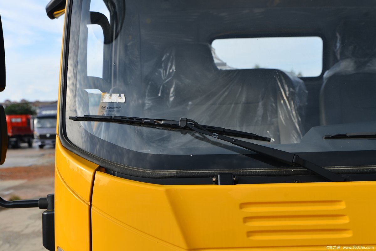 【图】中国重汽HOWO 悍将 130马力 4X2 清障车(专威牌)(HTW5047TQZPZZ6)_实拍图片_1742836_卡车之家