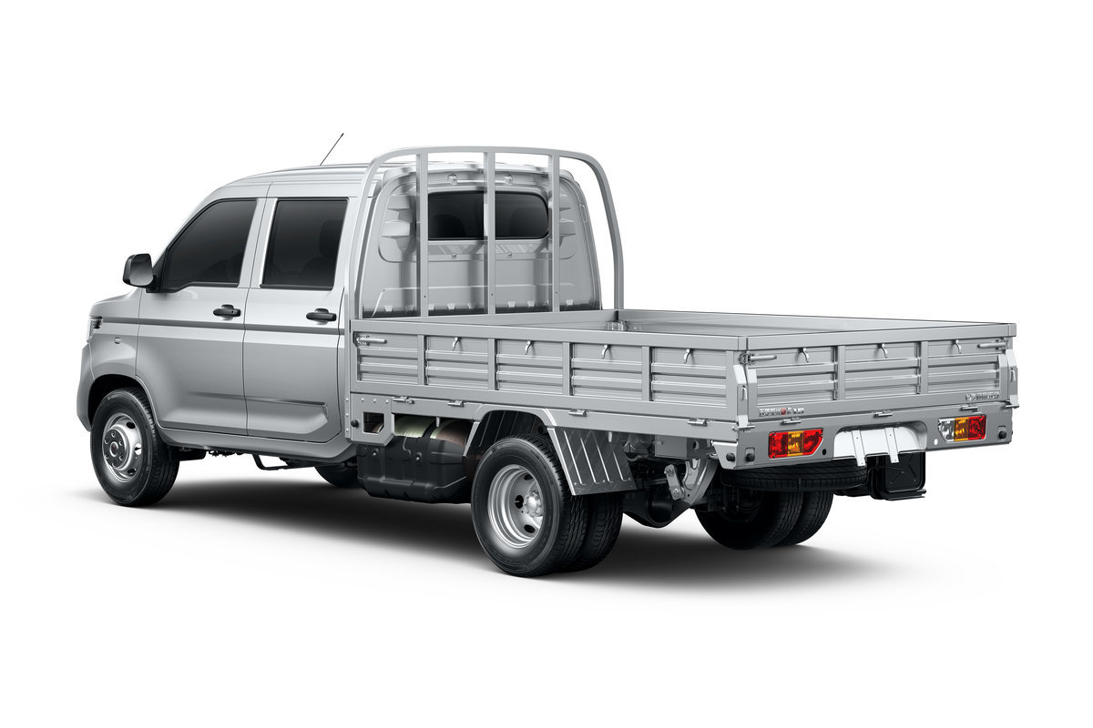 【图】五菱 荣光新卡 基本型 2.0L 117马力 CNG 2.6米双排栏板微卡(LZW1030SLGMUCNGB)_实拍图片_1744874 ...