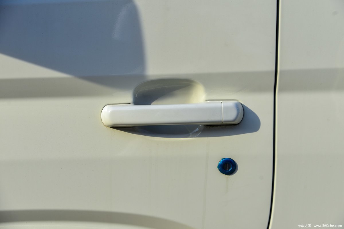 【图】北汽瑞翔 博腾M3 舒适型 122马力 3.71米单排栏板微卡(BJ1030XMV1T)_实拍图片_1745009_卡车之家