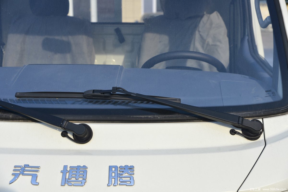 【图】北汽瑞翔 博腾M3 舒适型 122马力 3.71米单排栏板微卡(BJ1030XMV1T)_实拍图片_1745009_卡车之家