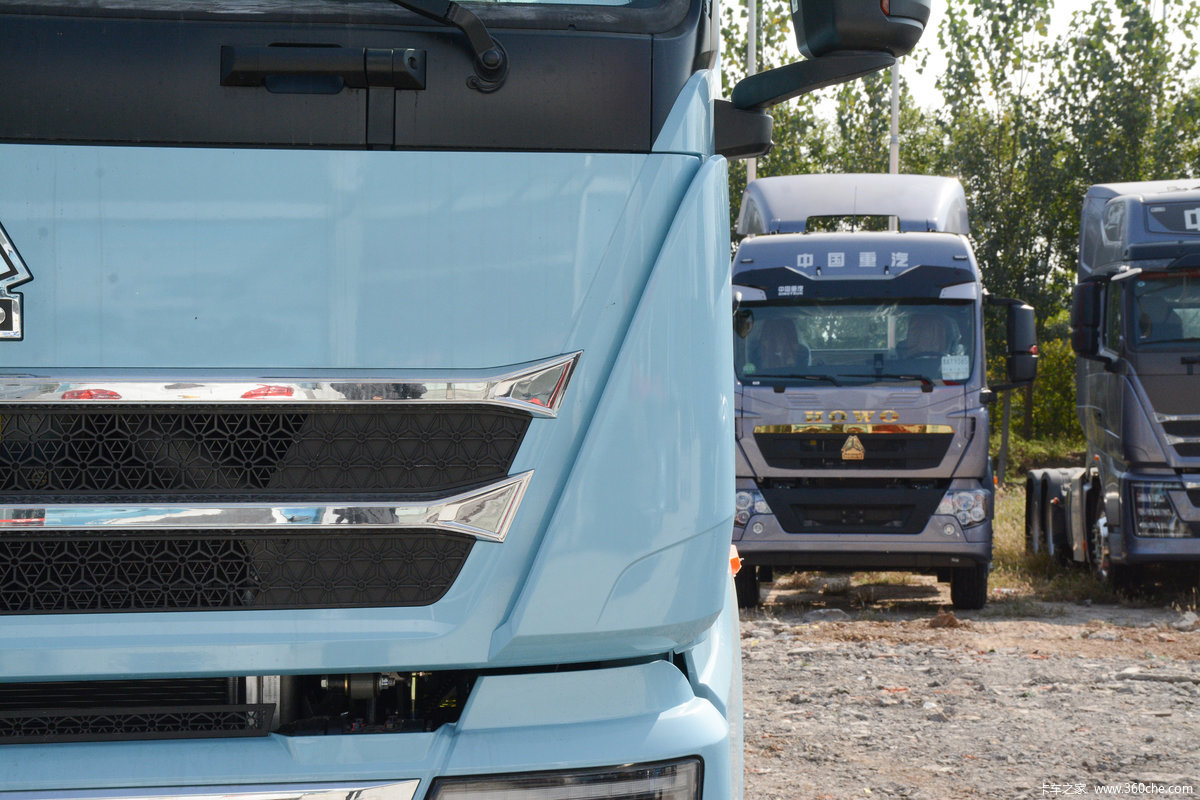 【图】中国重汽 HOWO TH7重卡 570马力 6X4 AMT自动挡牵引车(国六)_实拍图片_1748662_卡车之家