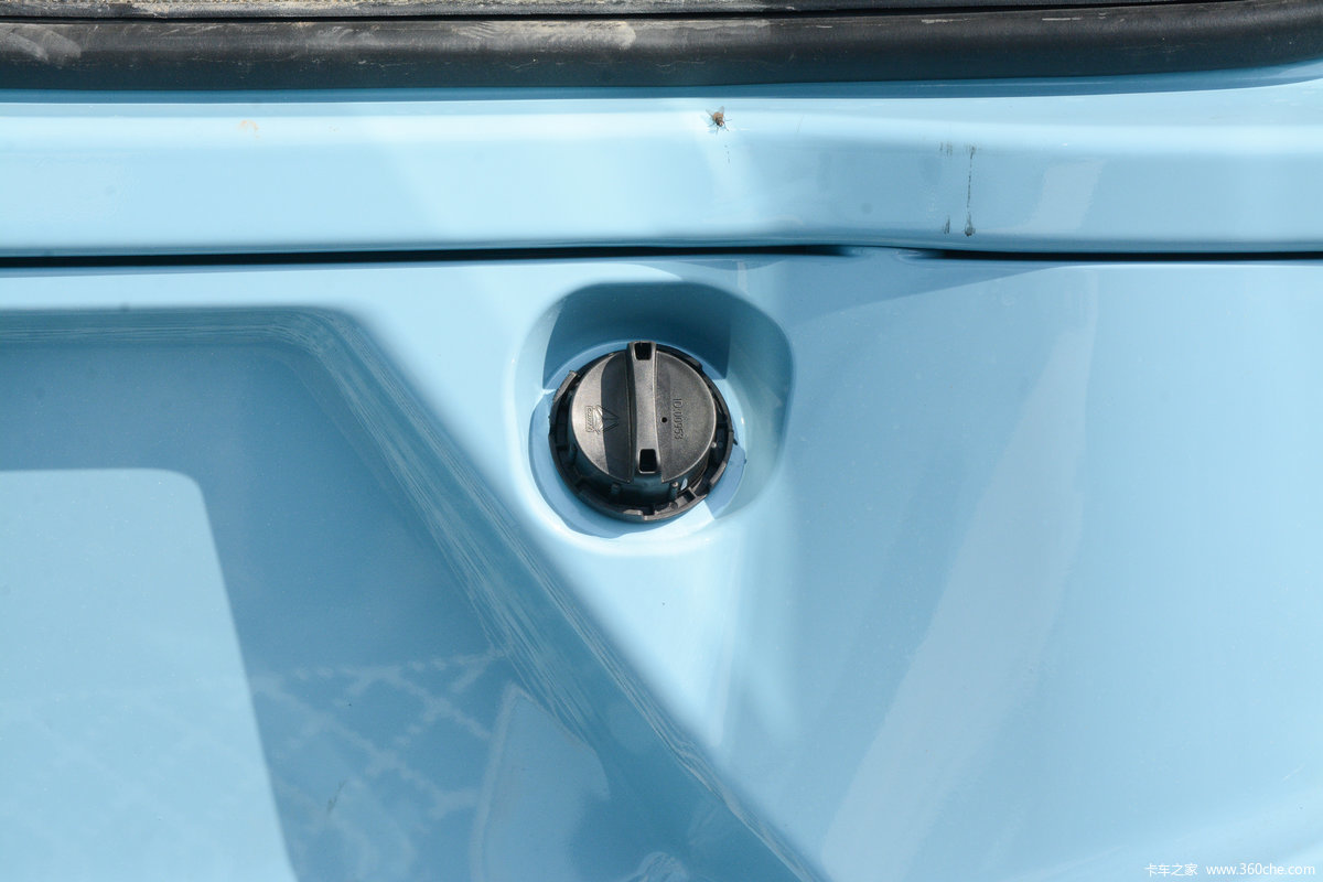 【图】中国重汽 HOWO TH7重卡 570马力 6X4 AMT自动挡牵引车(国六)(ZZ4257V324HF1B)_实拍图片_1748707 ...