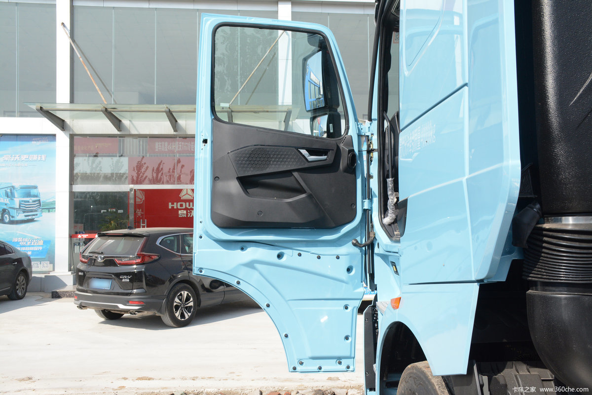 【图】中国重汽 HOWO TH7重卡 570马力 6X4 AMT自动挡牵引车(国六)(ZZ4257V324HF1B)_实拍图片_1748701 ...