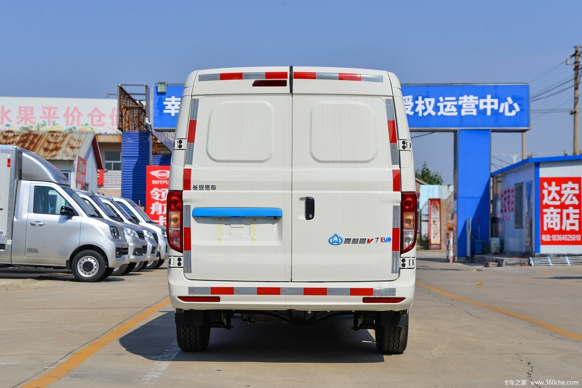 【图】长安跨越 跨越星V7EV 智享型 2.9T 2座 4.8米纯电动厢式运输车(对开门)38.64kWh_实拍图片_1754134_卡车之家
