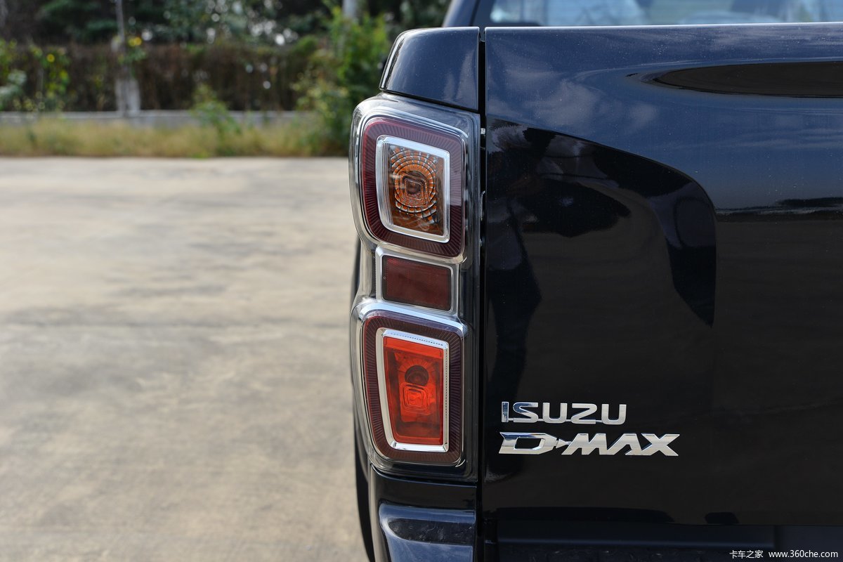 【图】江西五十铃 D-MAX V-CROSS 2023款 畅领型 1.9T柴油 177马力 四驱自动 双排皮卡_实拍图片_1754584_卡车之家