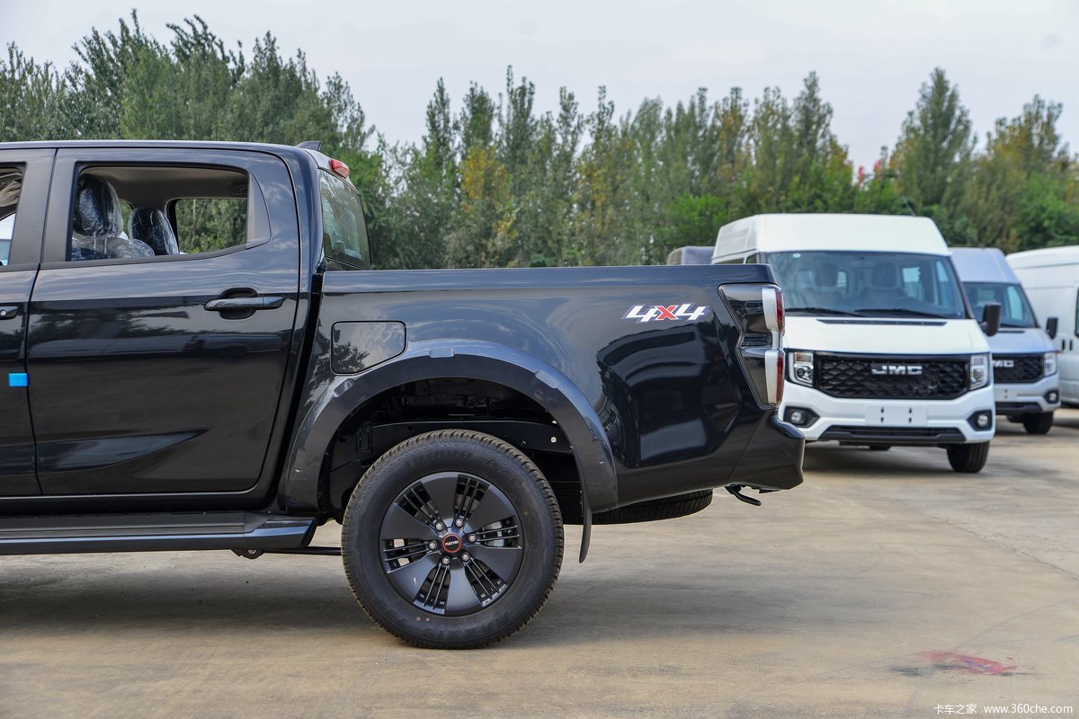 【图】江西五十铃 D-MAX V-CROSS 2023款 畅领型 1.9T柴油 177马力 四驱自动 双排皮卡_实拍图片_1754584_卡车之家