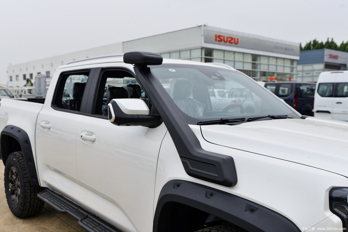 【图】江铃 大道 敢探者 无界款 2.3T柴油 177马力 自动四驱 标轴双排皮卡_实拍图片_1754861_卡车之家
