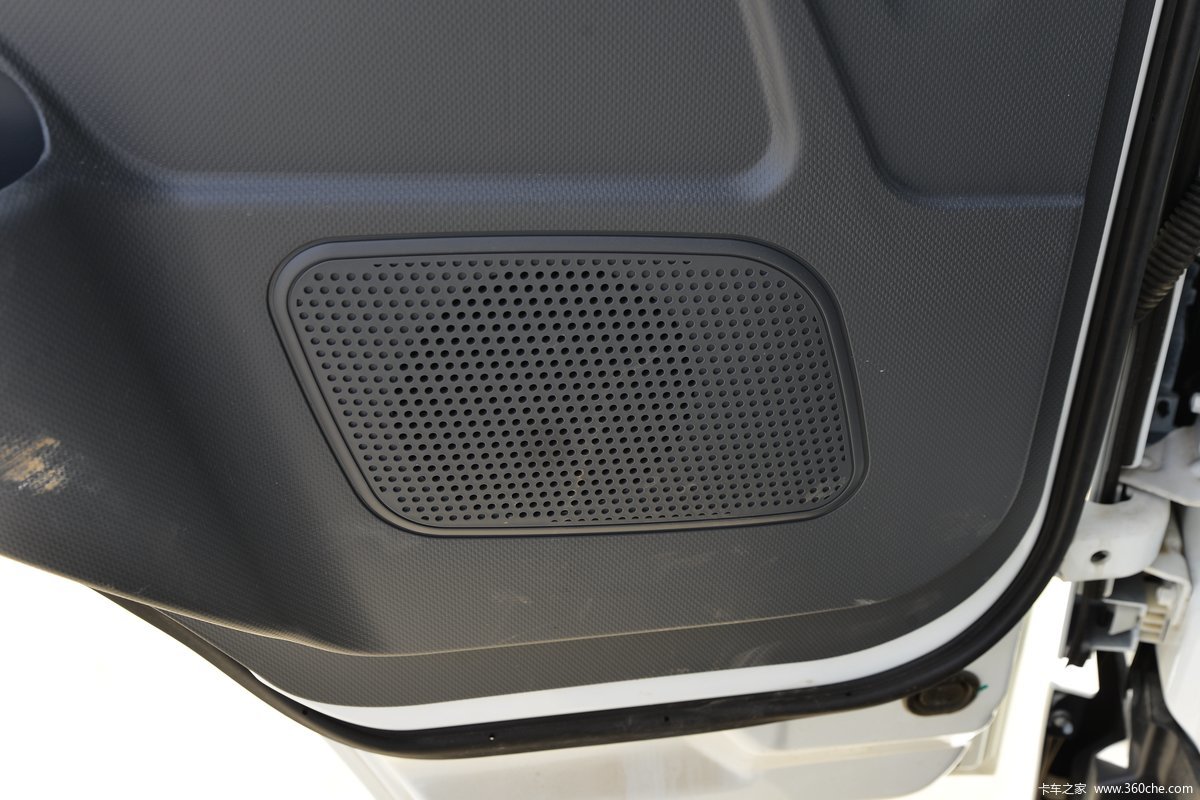 【图】陕汽轻卡 德龙Z1 140马力 4.18米单排厢式轻卡(国六)(YTQ5041XXYKH334)_实拍图片_1756721_卡车之家