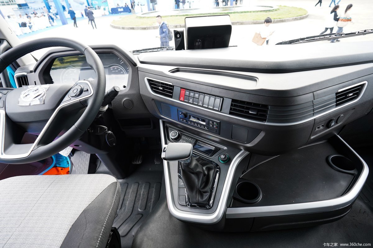 【图】上汽红岩 杰狮H6 标准版 4X2 换电式纯电动牵引车(带液缓)(CQ4180BEVSS21S)350.07kWh_实拍图片 ...