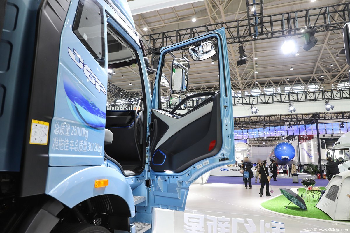 【图】一汽解放 J6P重卡 6X4 换电式纯电动牵引车(CA4250P66T1BEV)281.91kWh_实拍图片_1772170_卡车之家