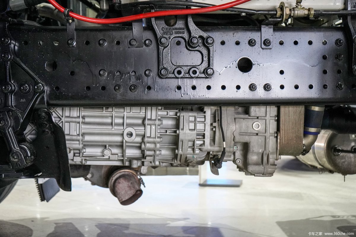 【图】陕汽重卡 德龙X6000 旗舰版 580马力 6X4 柴油/LNG双燃料牵引车(液缓)(SX4259GD4TLH1)_实拍图片 ...