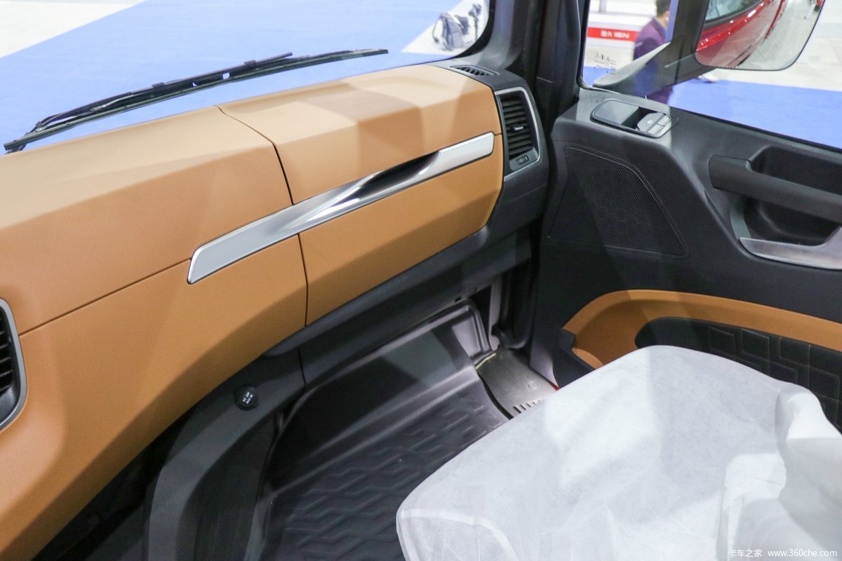 【图】陕汽重卡 德龙X5000S 经典版 480马力 8X4 9.5米CNG自动档仓栅式载货车(SX5319CCYXD456T-S)_实拍图片 ...