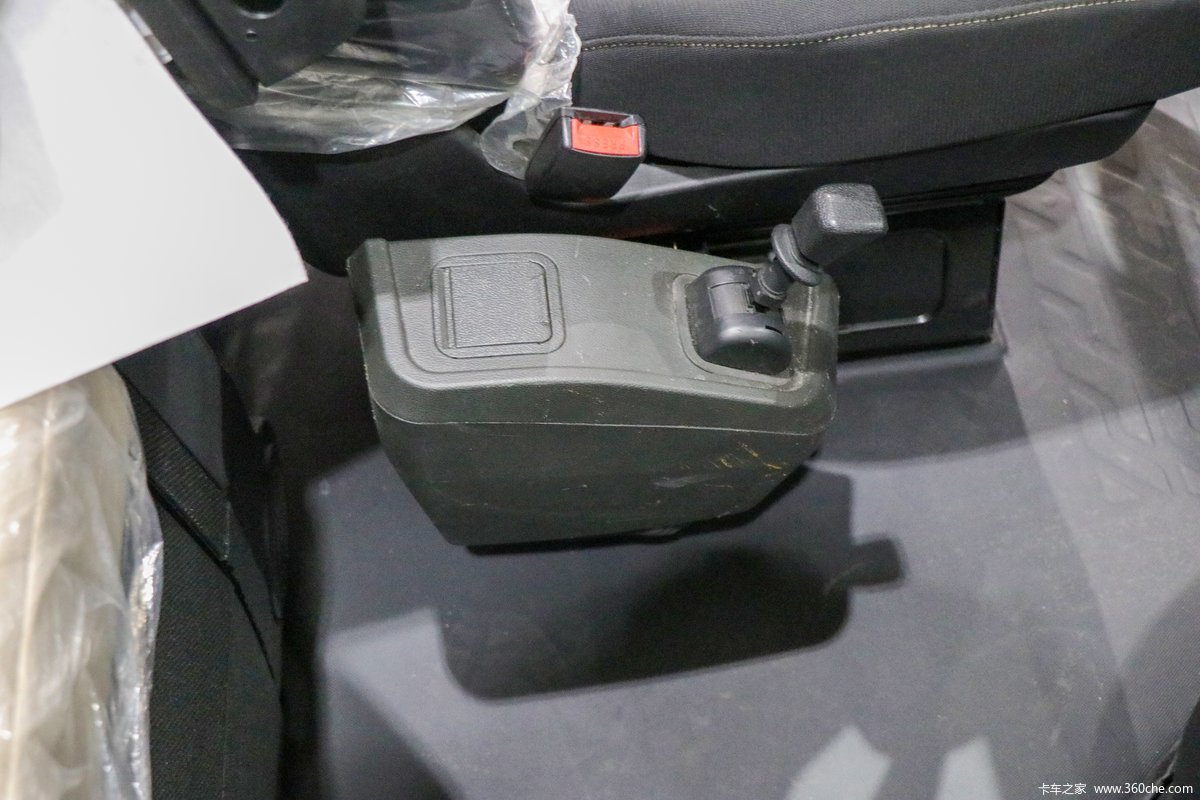 【图】陕汽重卡 德龙X5000S 经典版 480马力 8X4 9.5米CNG自动档仓栅式载货车(SX5319CCYXD456T-S)_实拍图片 ...