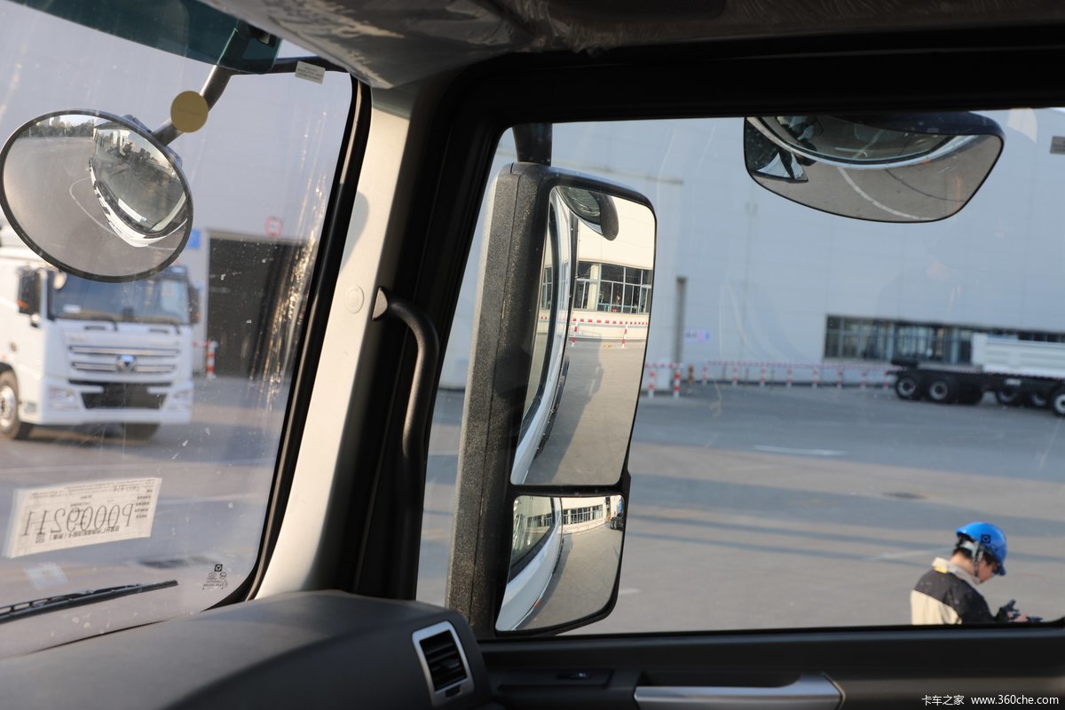 【图】徐工重卡 E700 6X4 换电式纯电动牵引车(XGA4255BEVWC1A)350.07kWh_实拍图片_1789799_卡车之家