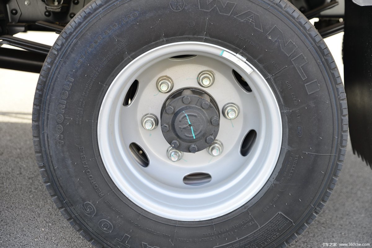 【图】江淮 骏铃S6 145马力 4.15米单排厢式轻卡(速比4.33)(HFC5048XXYP31K5C7S)_实拍图片_1790741_卡车之家