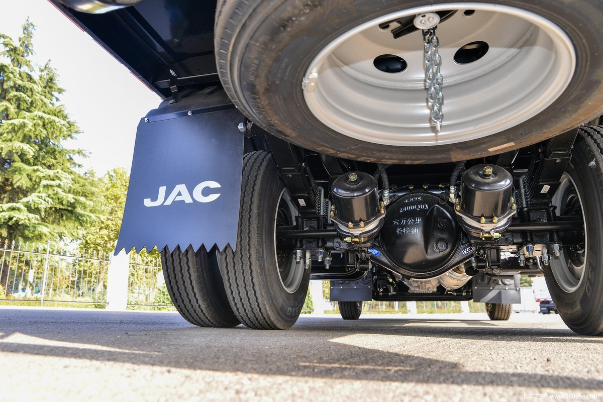 【图】江淮 帅铃S3 130马力 3.7米单排厢式轻卡(HFC5041XXYP73K1B4S-2)_实拍图片_1791695_卡车之家